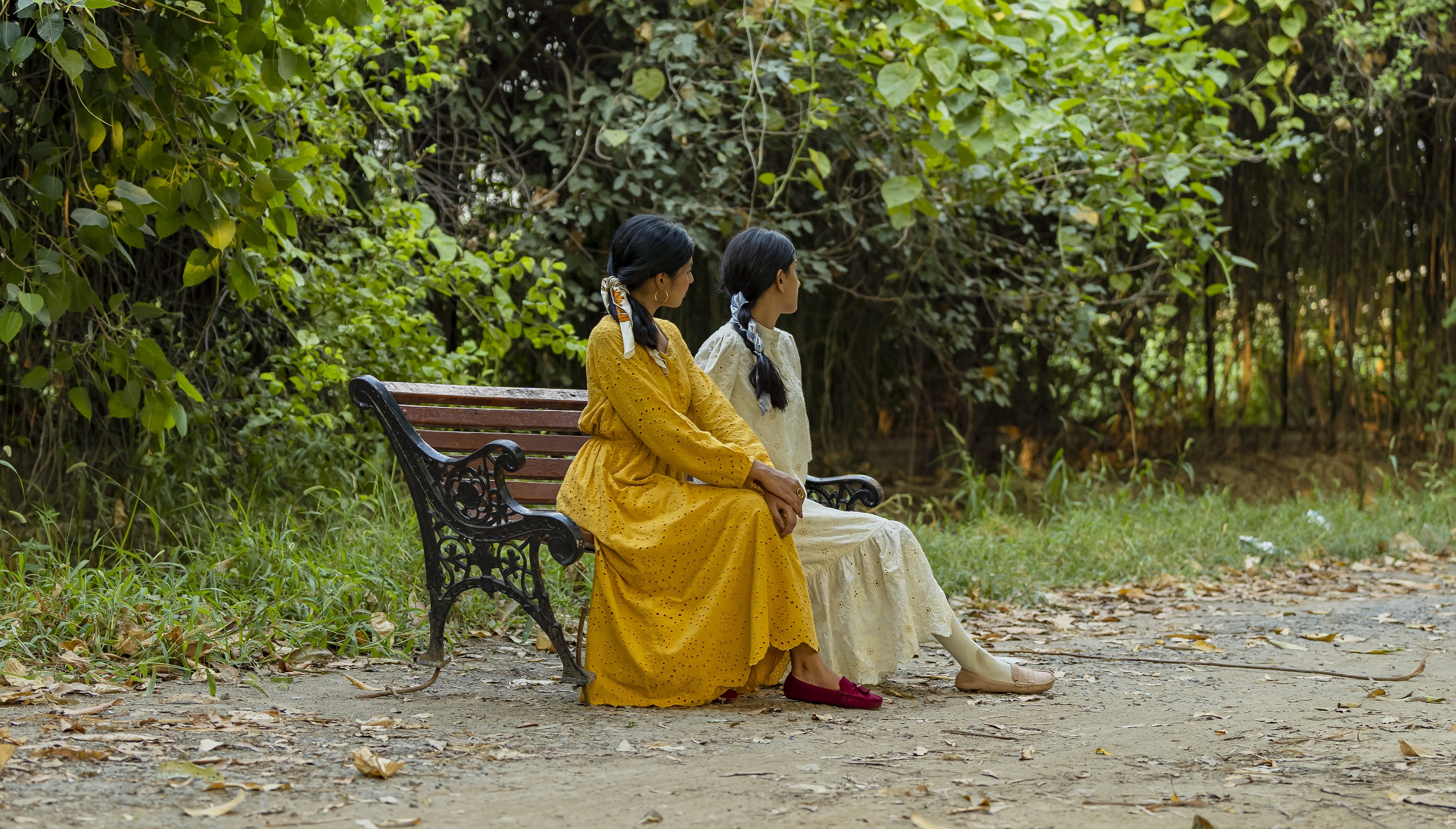 Embrace Autumn Elegance with Flowy Ladies Dresses from Stylo