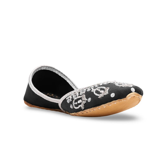 Buy Handmade Fancy Khussa Shoes for Women in Pakistan – Stylo