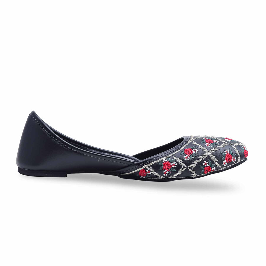 Buy Handmade Fancy Khussa Shoes for Women in Pakistan – Stylo
