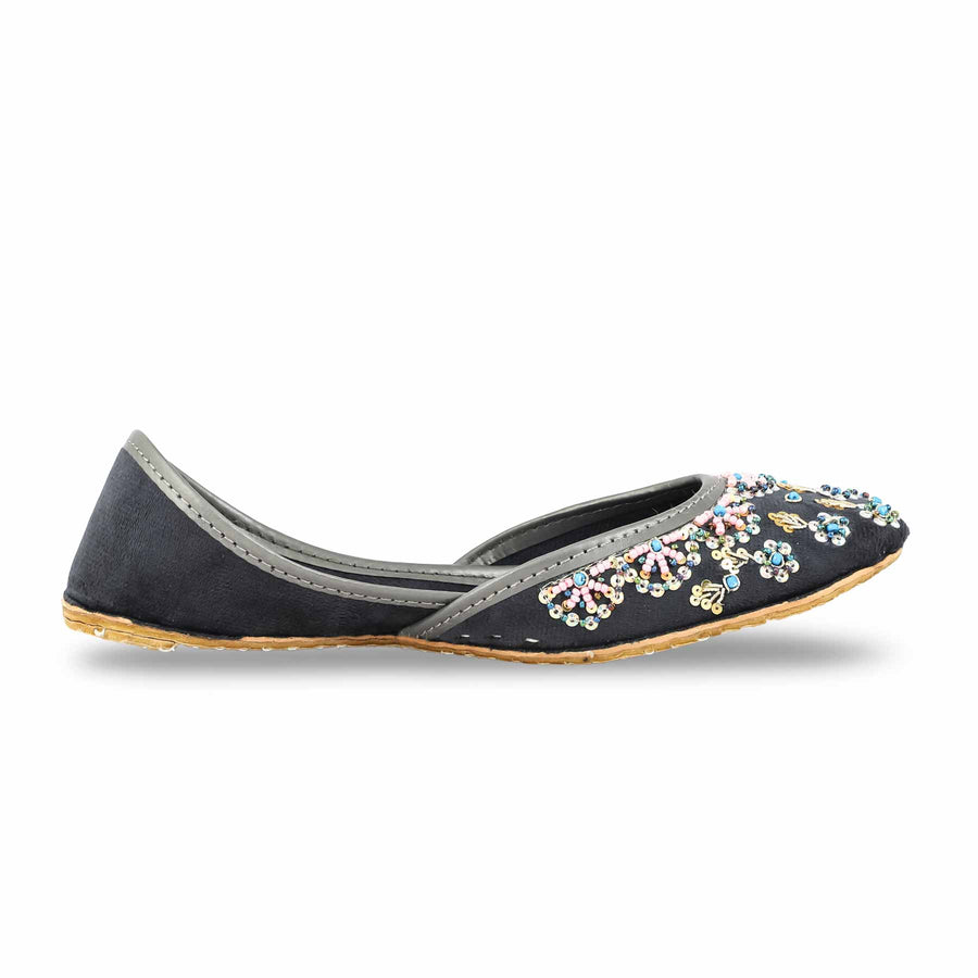 Buy Handmade Fancy Khussa Shoes for Women in Pakistan – Stylo