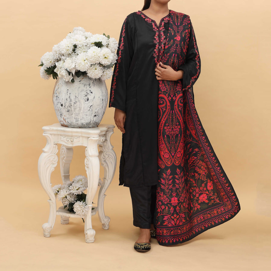 Shop the Latest Women's Pret Collection Online – Stylo